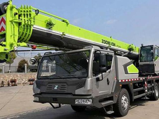 Zoomlion cranes for sale in South Africa - AutoTrader
