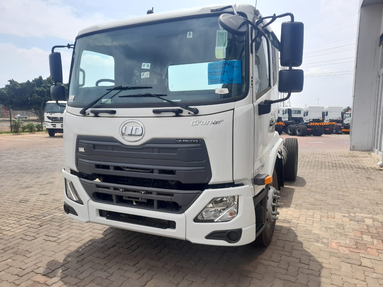 Nissan UD PKE 280 Truck Tractor 4X2 TRUCK TRACTOR for sale in Akasia ...