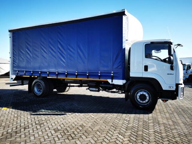 Tautliner trucks for sale in South Africa - AutoTrader