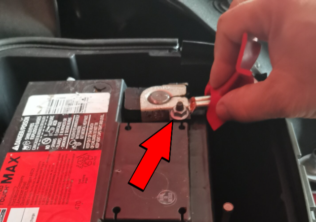 How to replace the car battery on a Ford Mustang - Car Ownership ...