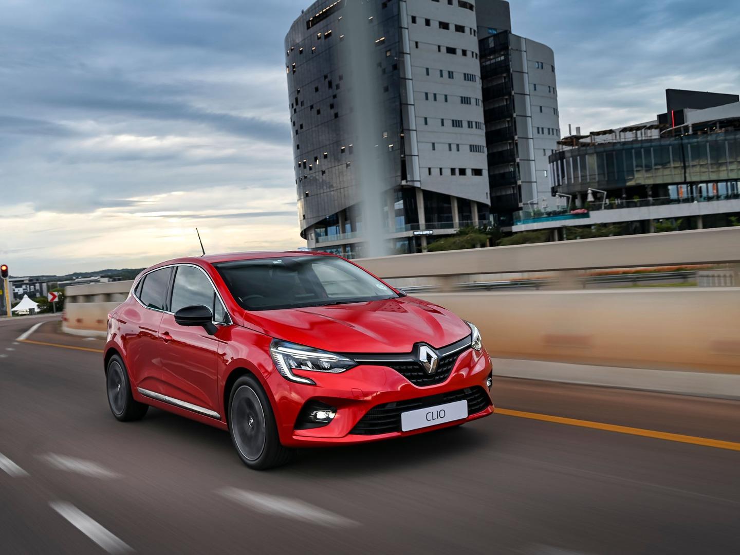 How is the Renault Clio 5 performance? - Buying a Car - AutoTrader