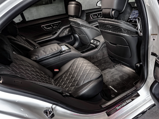 Mercedes-Benz S500 L 4Matic AMG Line (2023) Review - Expert Mercedes ...