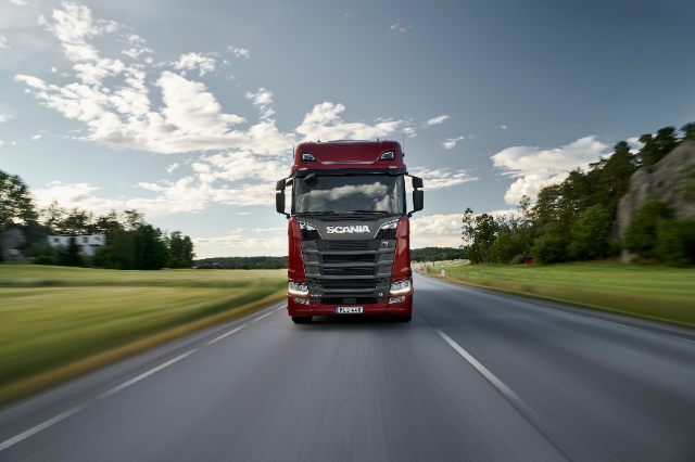 Scania SA launches truck that maxes power while minimising emissions ...