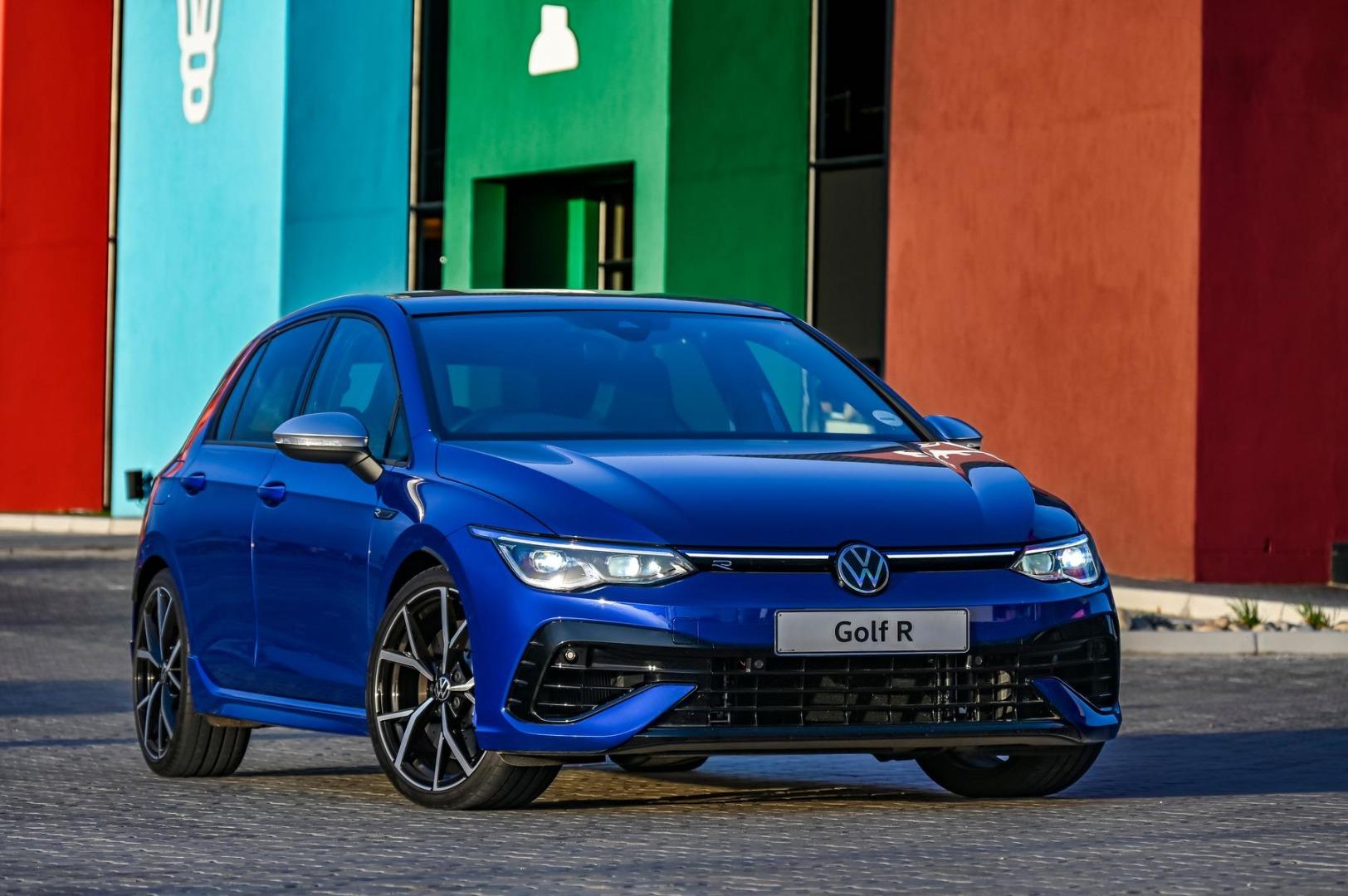 What is the Volkswagen Golf top speed? - Buying a Car - AutoTrader