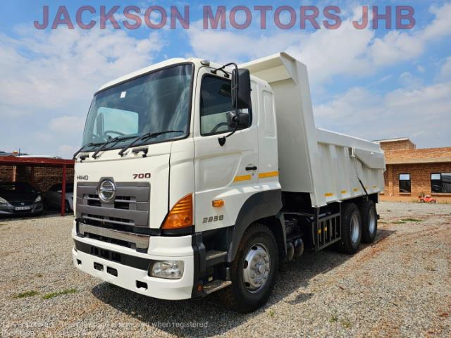 Tipper trucks for sale in Boksburg - AutoTrader