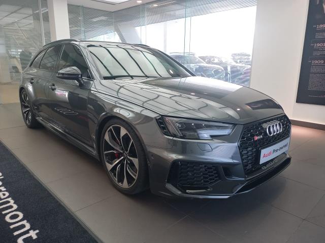 Audi RS4 pricing information, vehicle specifications, reviews and more ...
