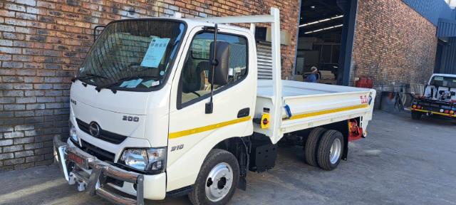 Hino 200 trucks for sale in South Africa - AutoTrader