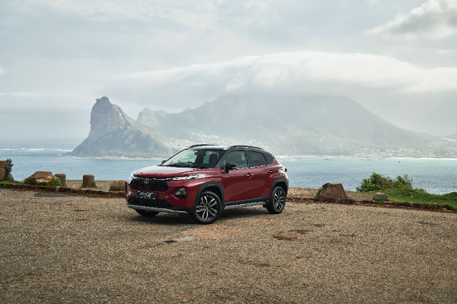 How much are car repayments on a new Toyota Starlet Cross? - Buying a ...