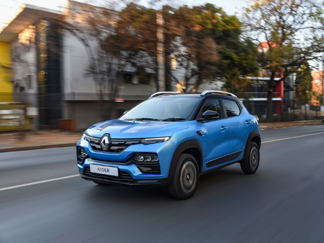 Toyota Starlet Cross vs Suzuki Fronx vs Renault Kiger: Here's our ...