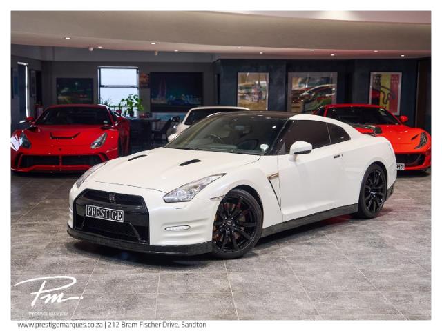 Nissan GT-R pricing information, vehicle specifications, reviews and ...