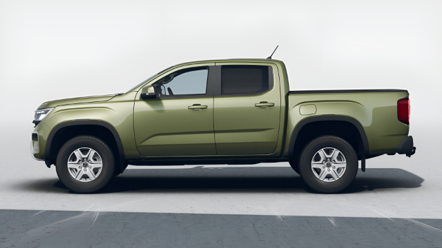 Volkswagen adds a more affordable double-cab to its bakkie lineup ...