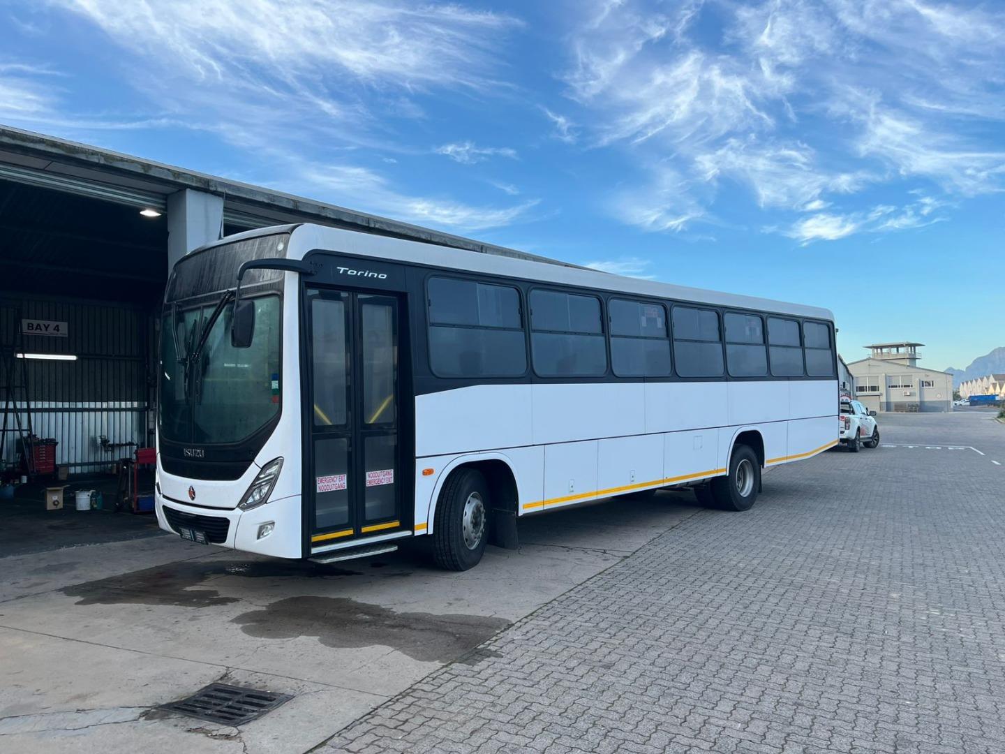 MARCOPOLO ISUZU FVR 900 for sale in Paarl - ID: 28222424 - AutoTrader