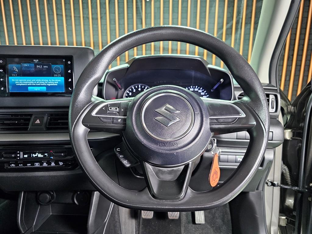 2025 Suzuki Swift 1.2 GL+ Manual - Mit-Mak Motors