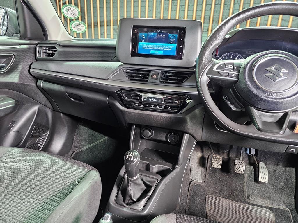 2025 Suzuki Swift 1.2 GL+ Manual - Mit-Mak Motors