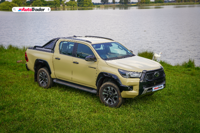 Toyota Hilux Legend 55 (2025) Review - Expert Toyota Hilux Car Reviews ...