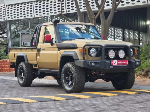 Toyota Land Cruiser 79 4.5D-4D LX V8 Single Cab for sale in Randburg ...