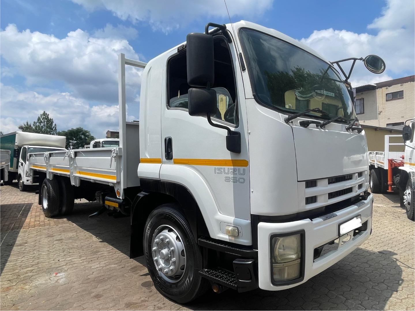 Isuzu FTR 850 Dropside for sale in Pretoria - ID: 28391468 - AutoTrader
