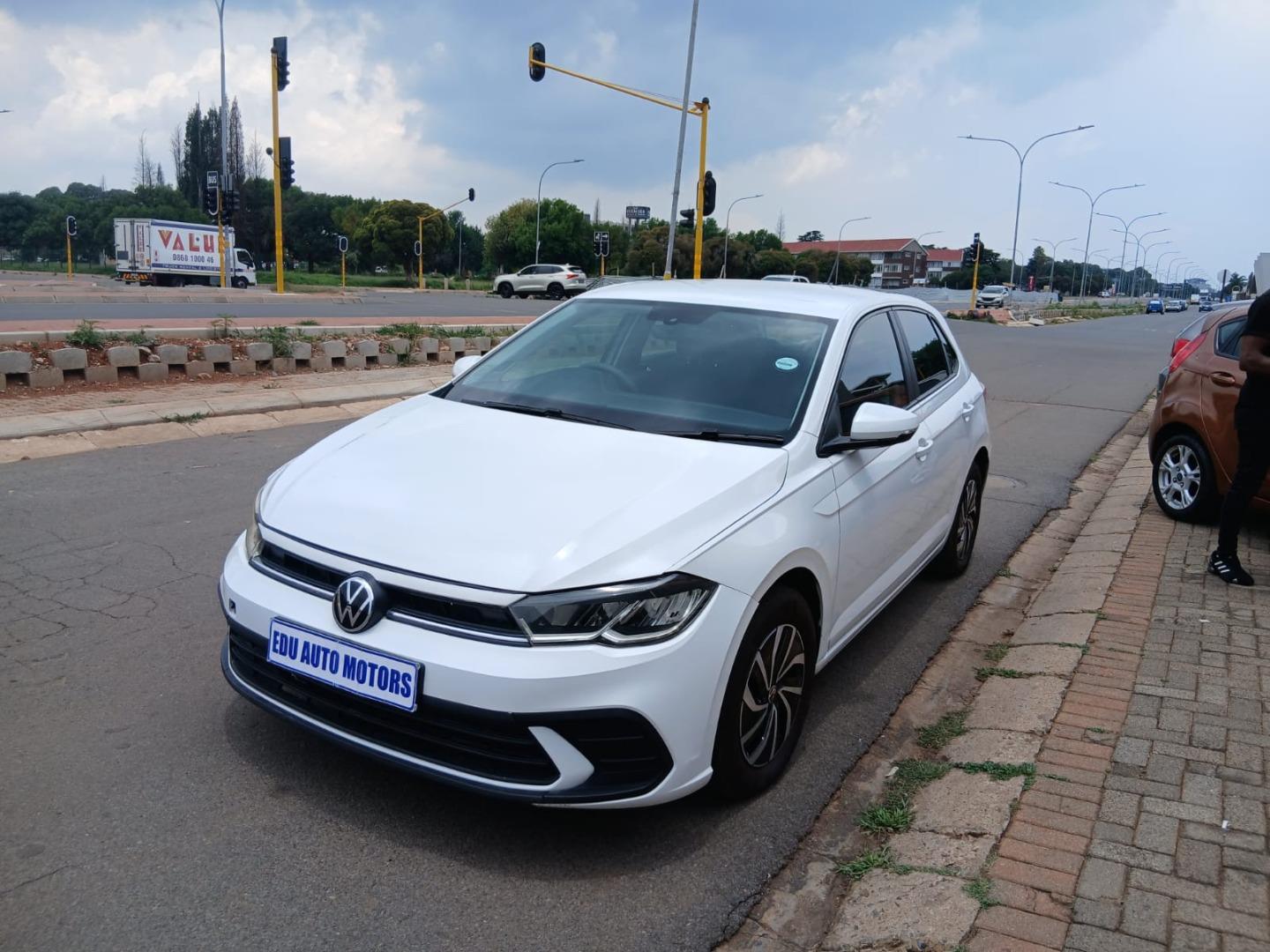 Volkswagen Polo Hatch 1.0TSI Life Manual for sale in Kempton Park - ID ...