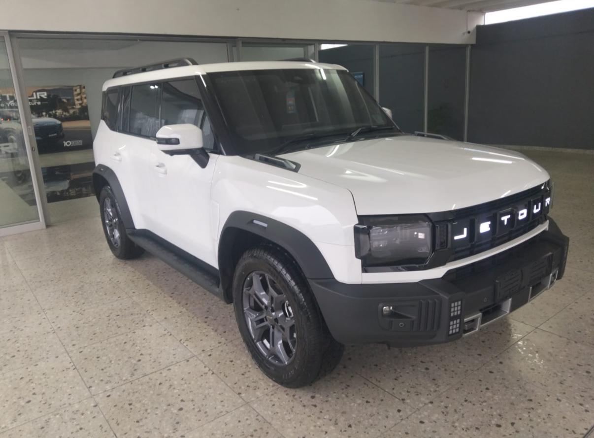 White 2026 Jetour T2 2.0T Xplora XWD