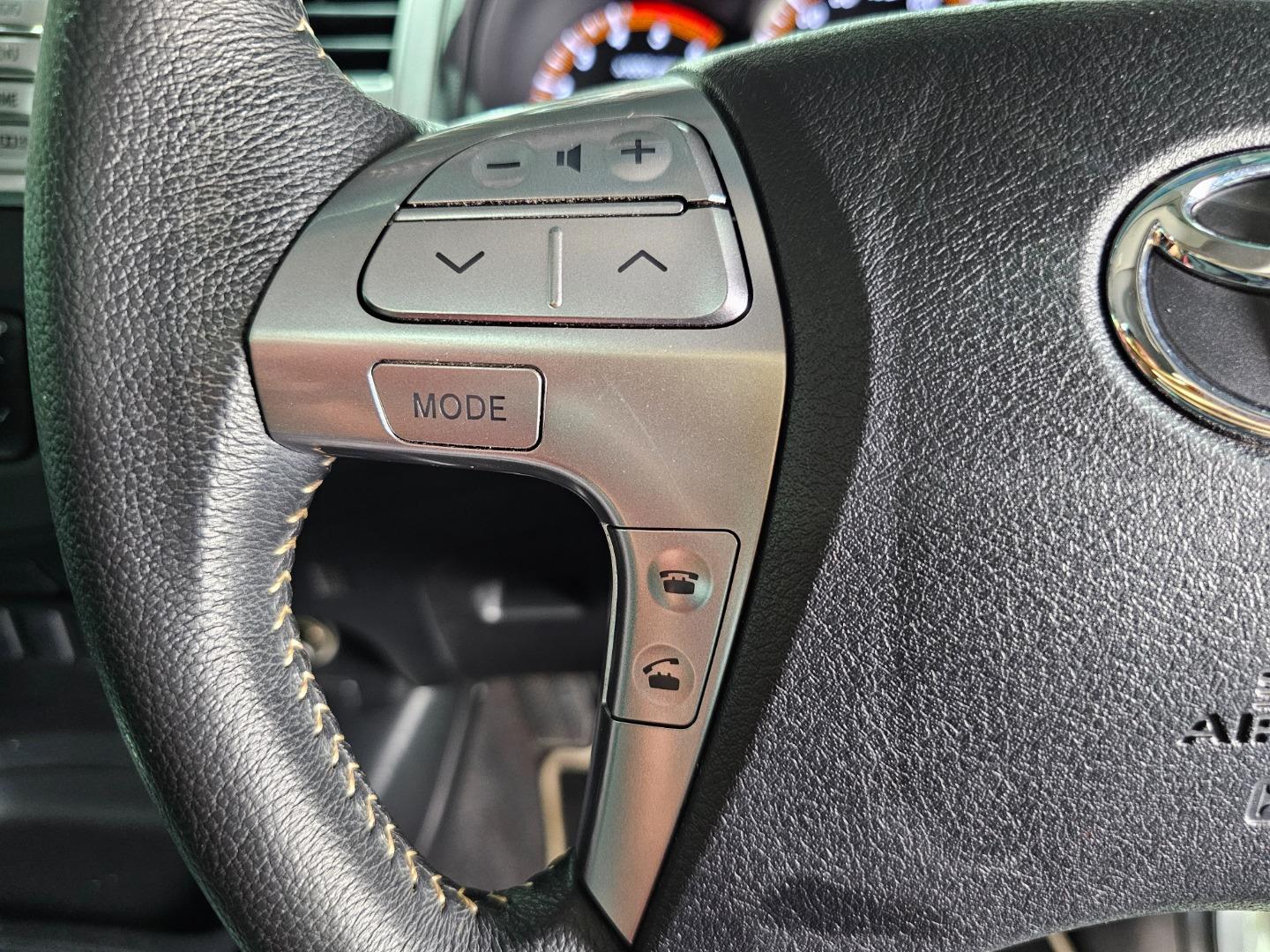 2015 Toyota Hilux 3.0D-4D Double Cab Raider Legend 45 Auto - Mit-Mak Motors