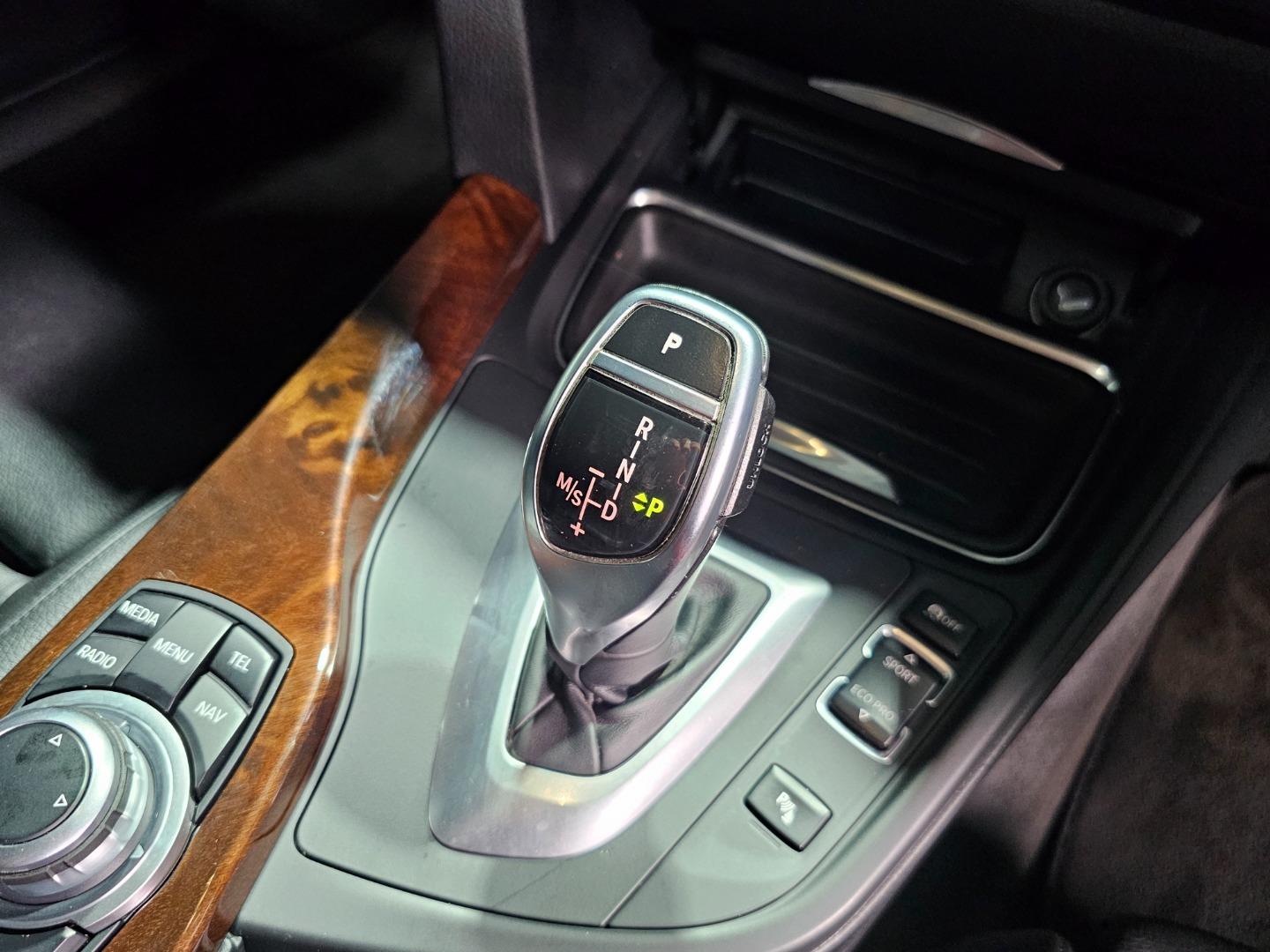2013 BMW 3 Series 330d M Sport - Mit-Mak Motors
