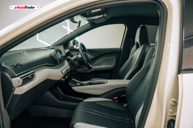 Is a sub-R400k EV any good? 2026 BYD Dolphin Surf Dynamic Review ...