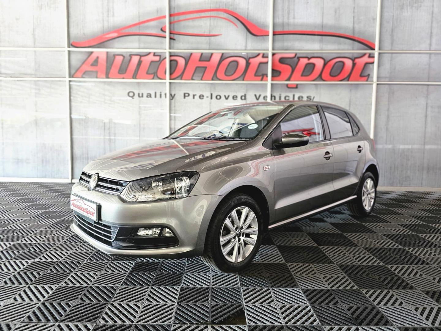 Research and Compare Volkswagen Polo Vivo Hatch 1.6 Life Edition 15 ...