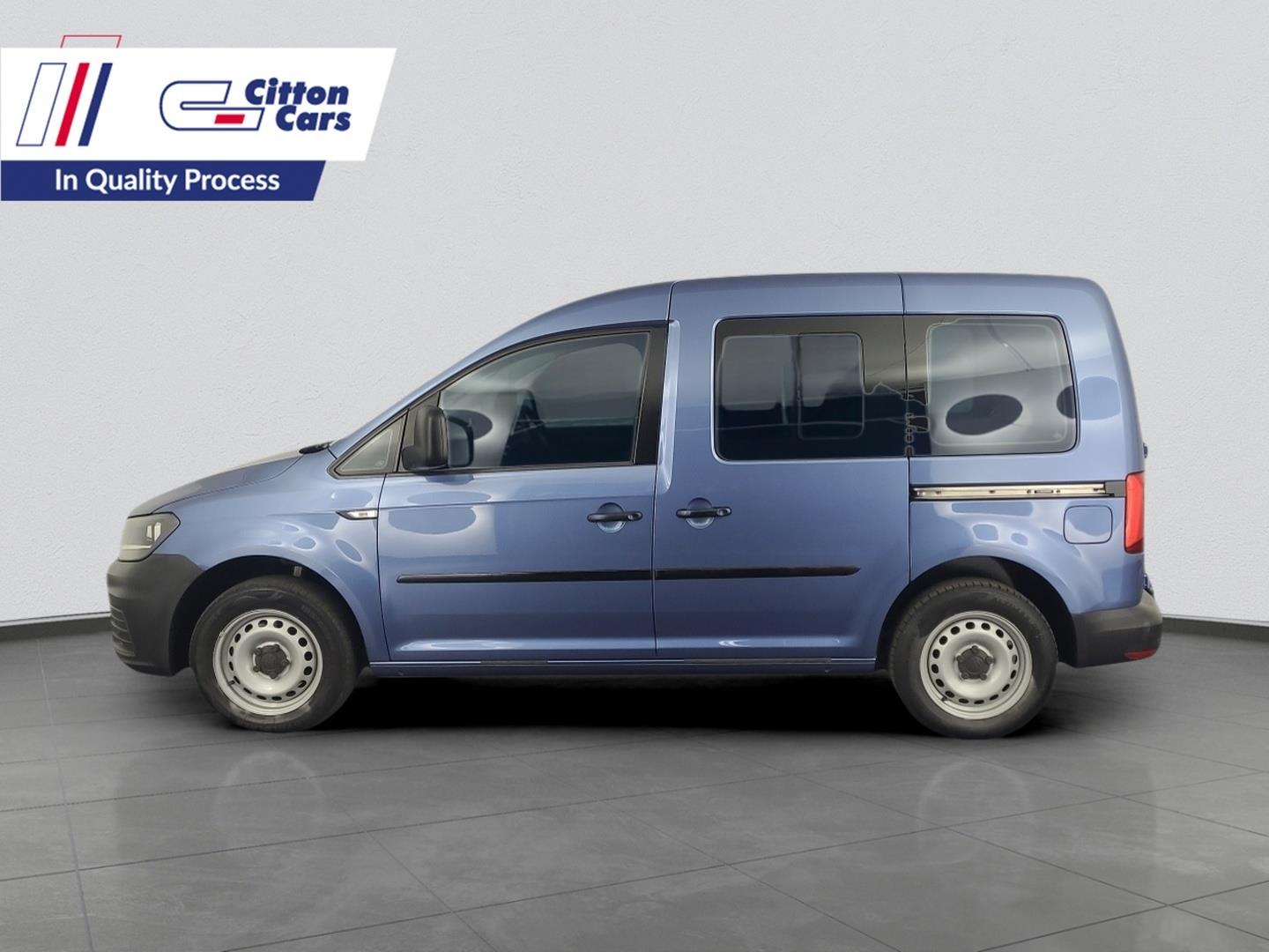 Volkswagen Caddy 1.6 Crew Bus with 120000 km for Sale
