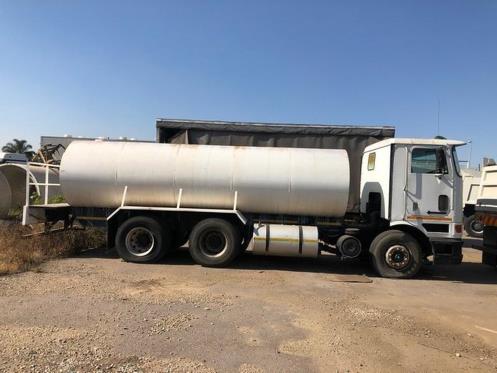 International Eagle WATER TANK for sale in Boksburg - ID: 25064430 ...