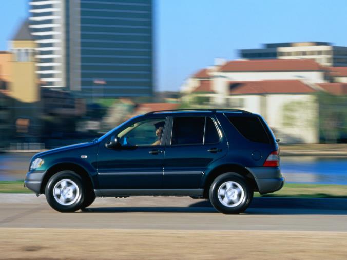 Which Mercedes-Benz ML is better: diesel or petrol? - Buying a Car ...